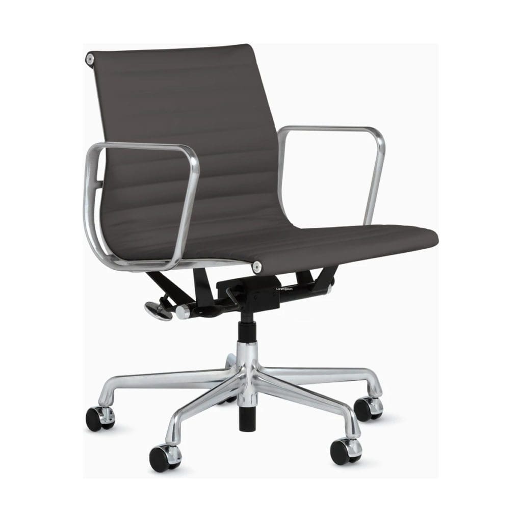Eames Aluminum Group Chair, Management | Clima Home